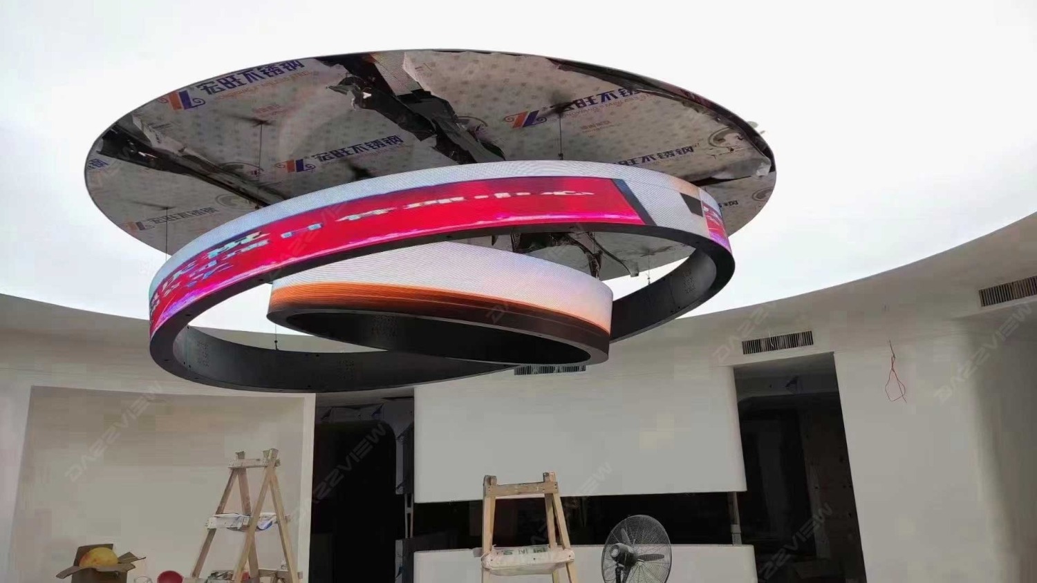Creative Circle LED Display - Dazzview Technology