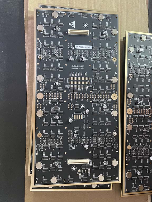 P1.5 Two Cabinets 600×337.5mm Indoor Fixed LED Display - Dazzview LED ...