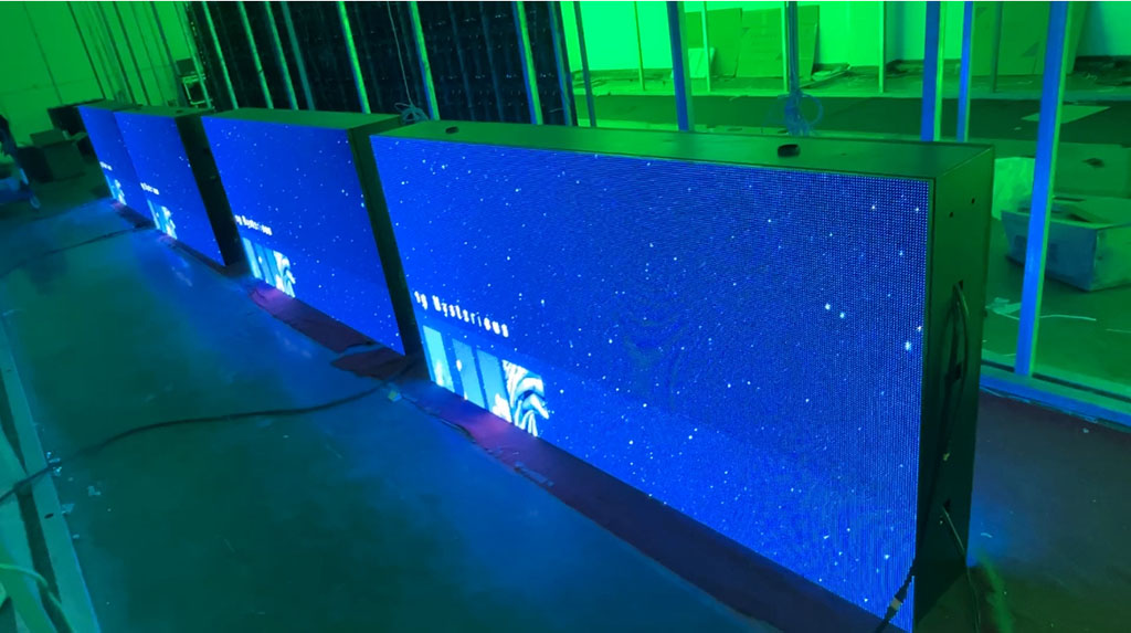 7.3728㎡ Outdoor Fixed P5 Double-sided LED Screen Shipped to USA ...